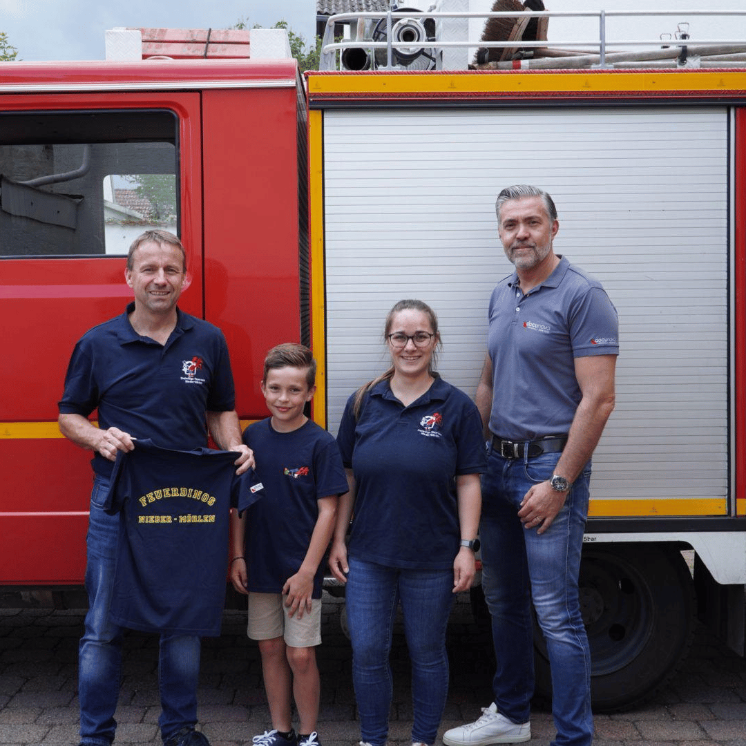 Neue T-Shirts für die Feuer Dinos